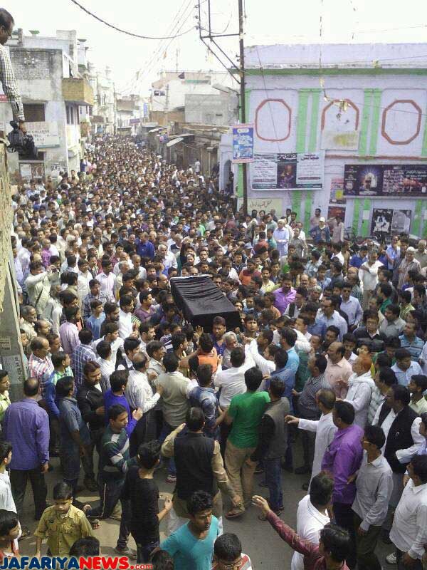 Thousands attend funeral of Mirza Athar in Lucknow